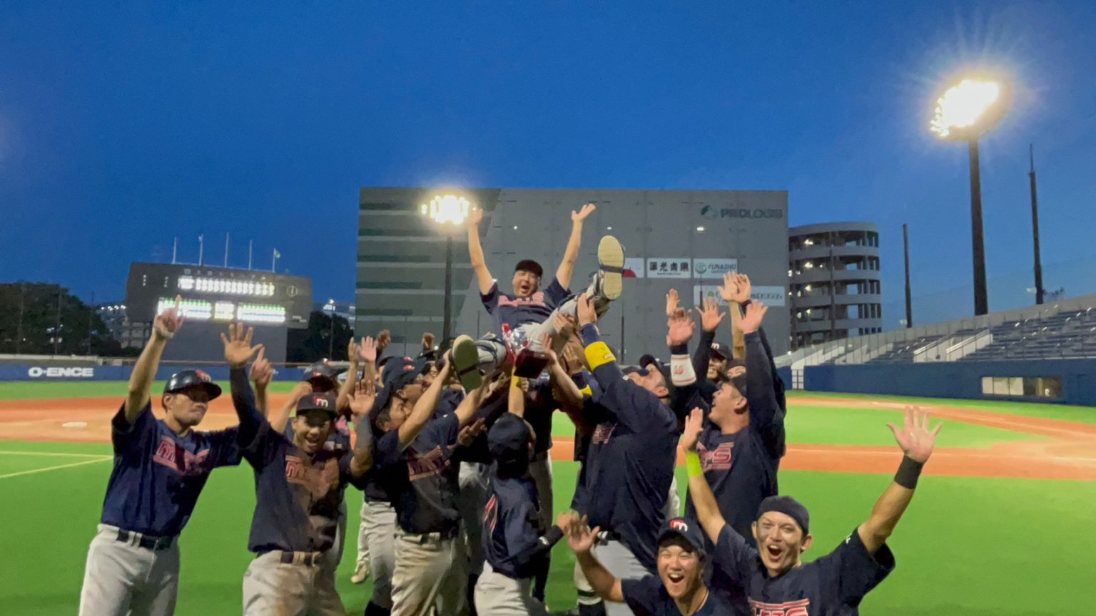 やっと秋の大会勝てました…(^^;) – TOKYO METS Official Website